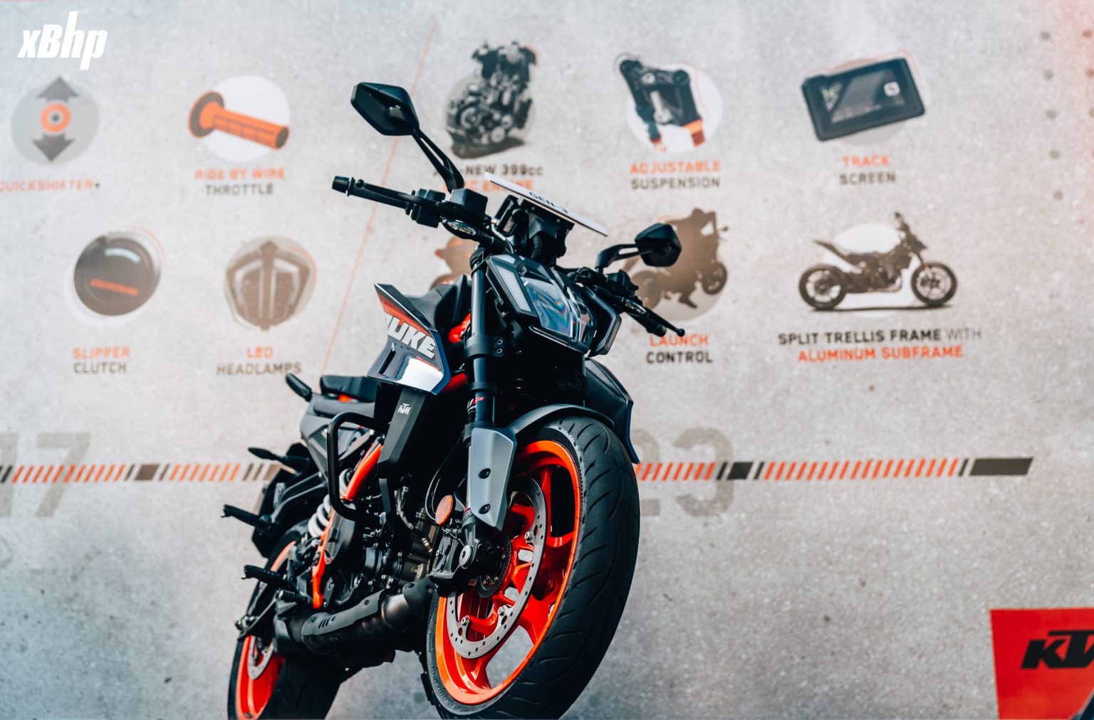 2024 KTM 390 Duke :: Hooligan Absolute - xBhp Machines