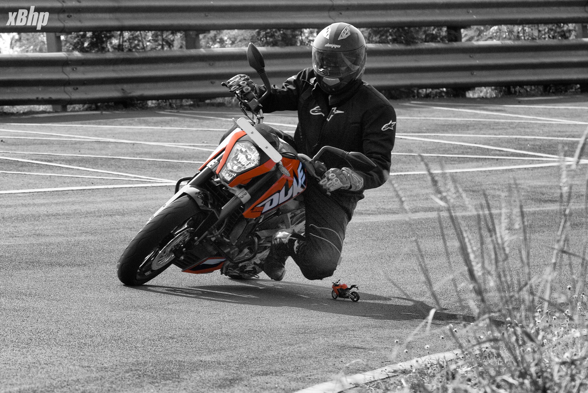 2024 KTM 390 Duke :: Hooligan Absolute - xBhp Machines