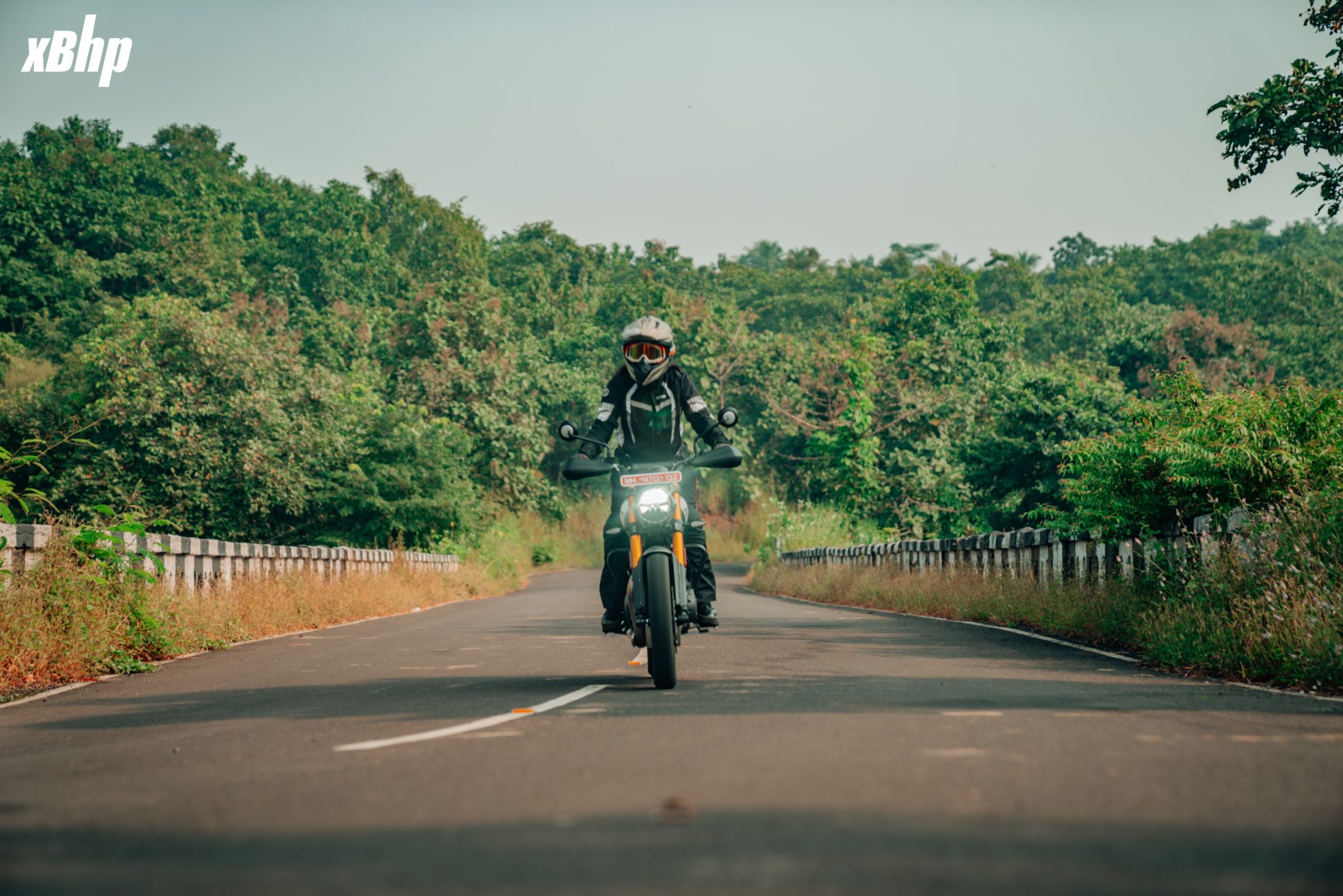 Triumph Scrambler 400 X Review: Scramblin' to the top! - xBhp Machines