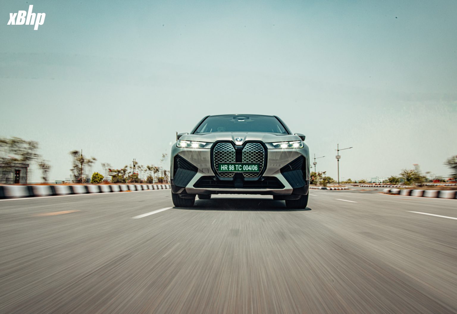 BMW iX xDrive50 - xBhp Machines