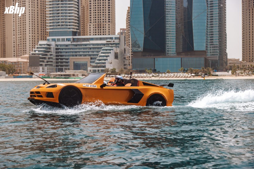 Jet Car :: On Water In Dubai - xBhp Machines