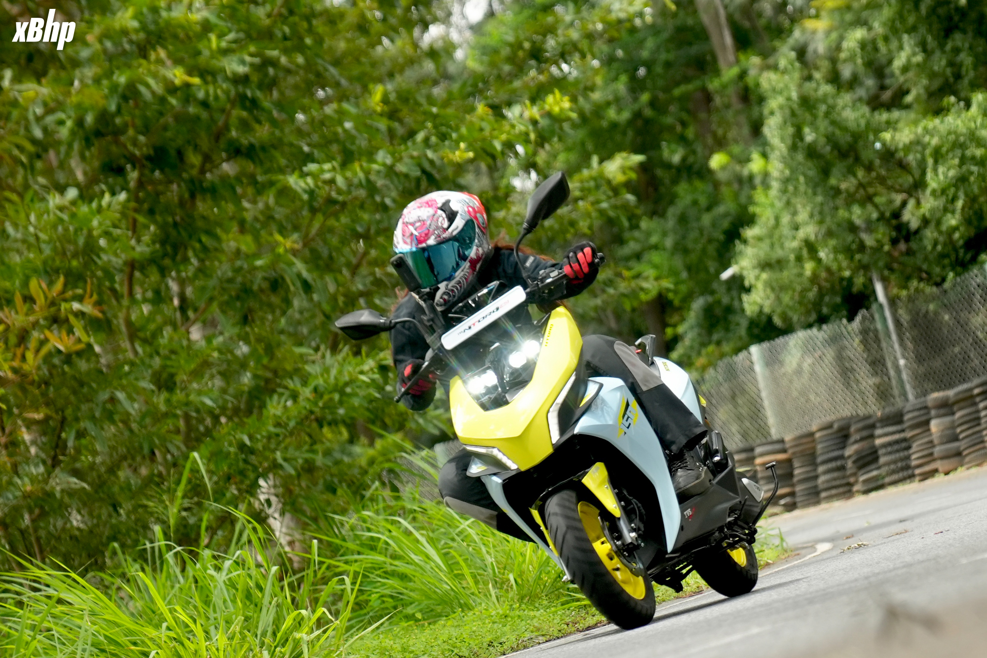 TVS Ntorq 150 Review :: Familiarity with extra oomph!