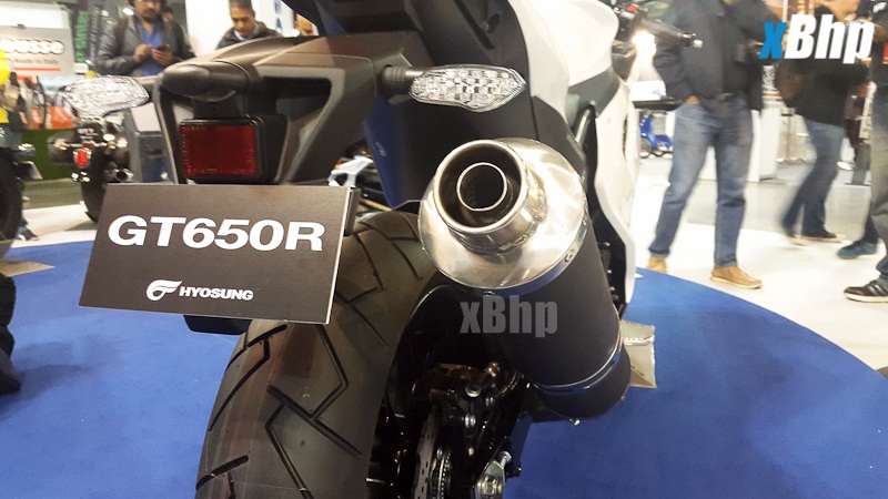 Hyosung GT650R - Features, Tech Specs and Pictures