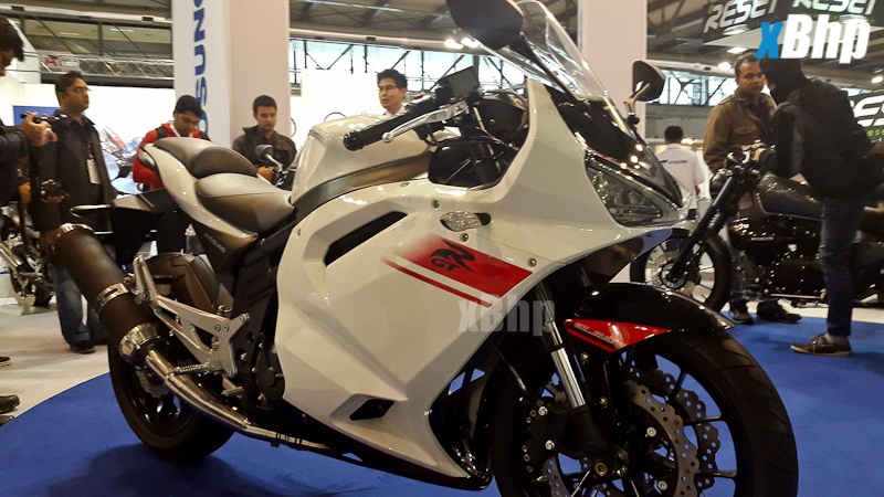 Hyosung GT650R - Features, Tech Specs and Pictures