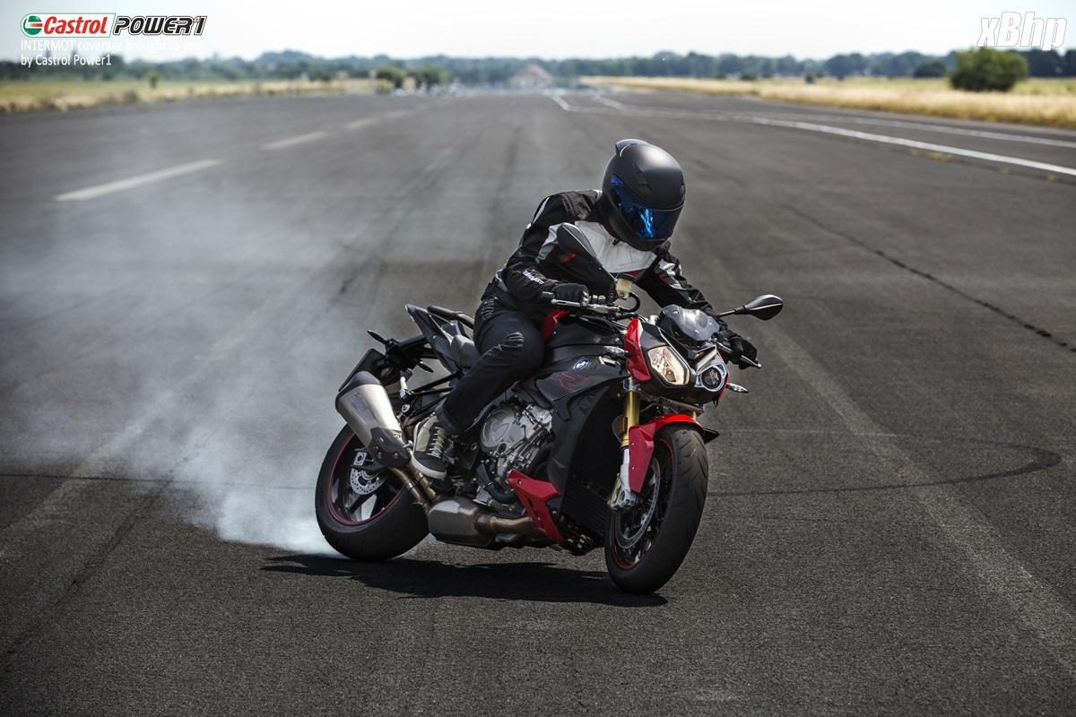 2017 BMW S1000RR, S1000R, S1000XR unveiled at Intermot