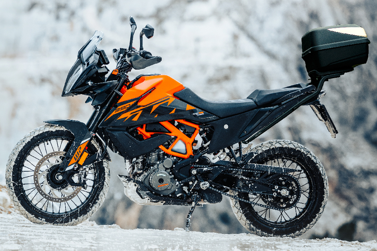 KTM Adventure to come with free GIVI Top Box worth INR 13,000/- - xBhp ...