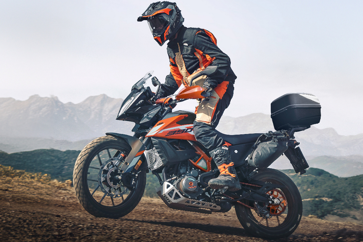 KTM Adventure to come with free GIVI Top Box worth INR 13,000/- - xBhp ...